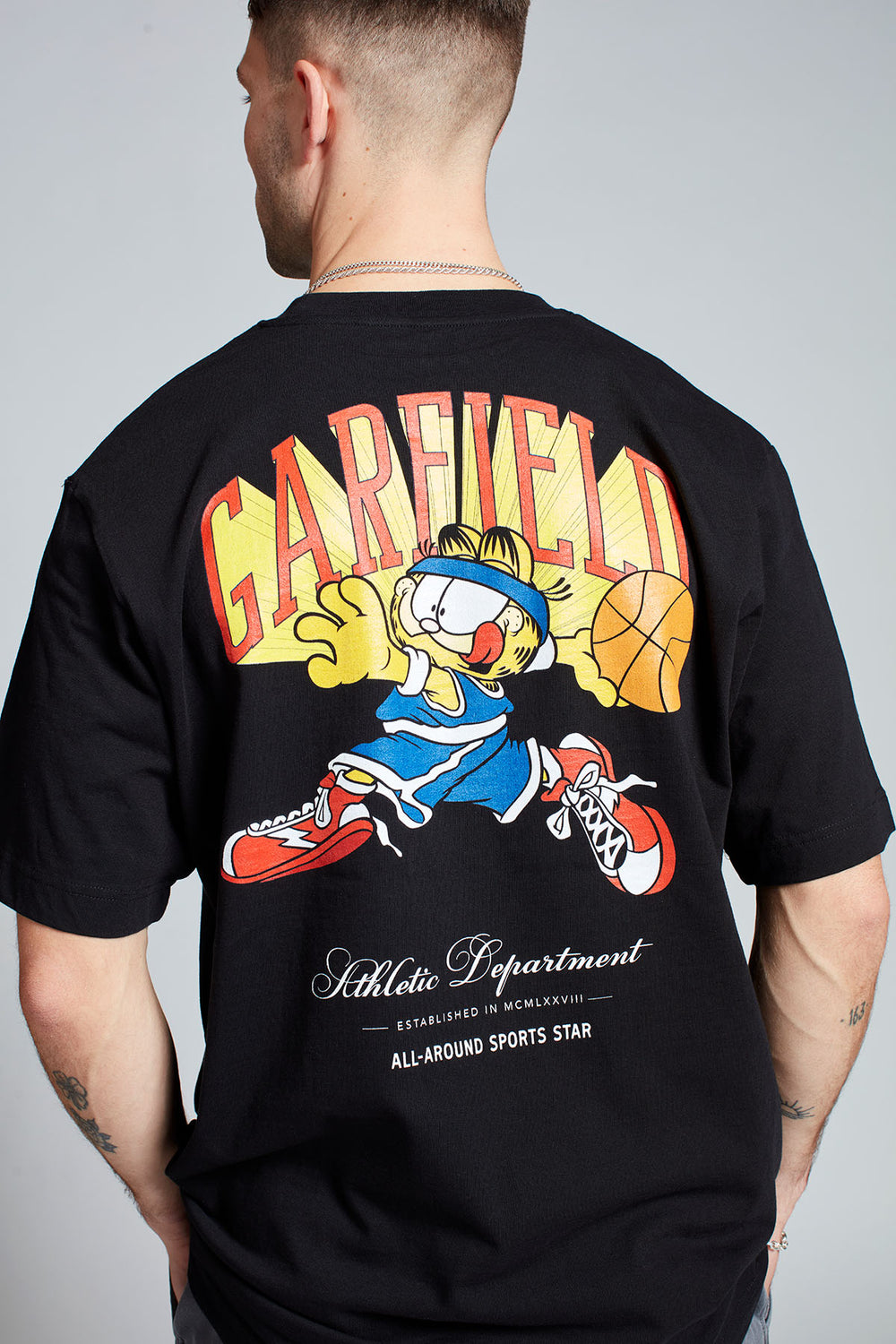 Garfield Sports Star T-shirt in Black | Mens | Saturday Society